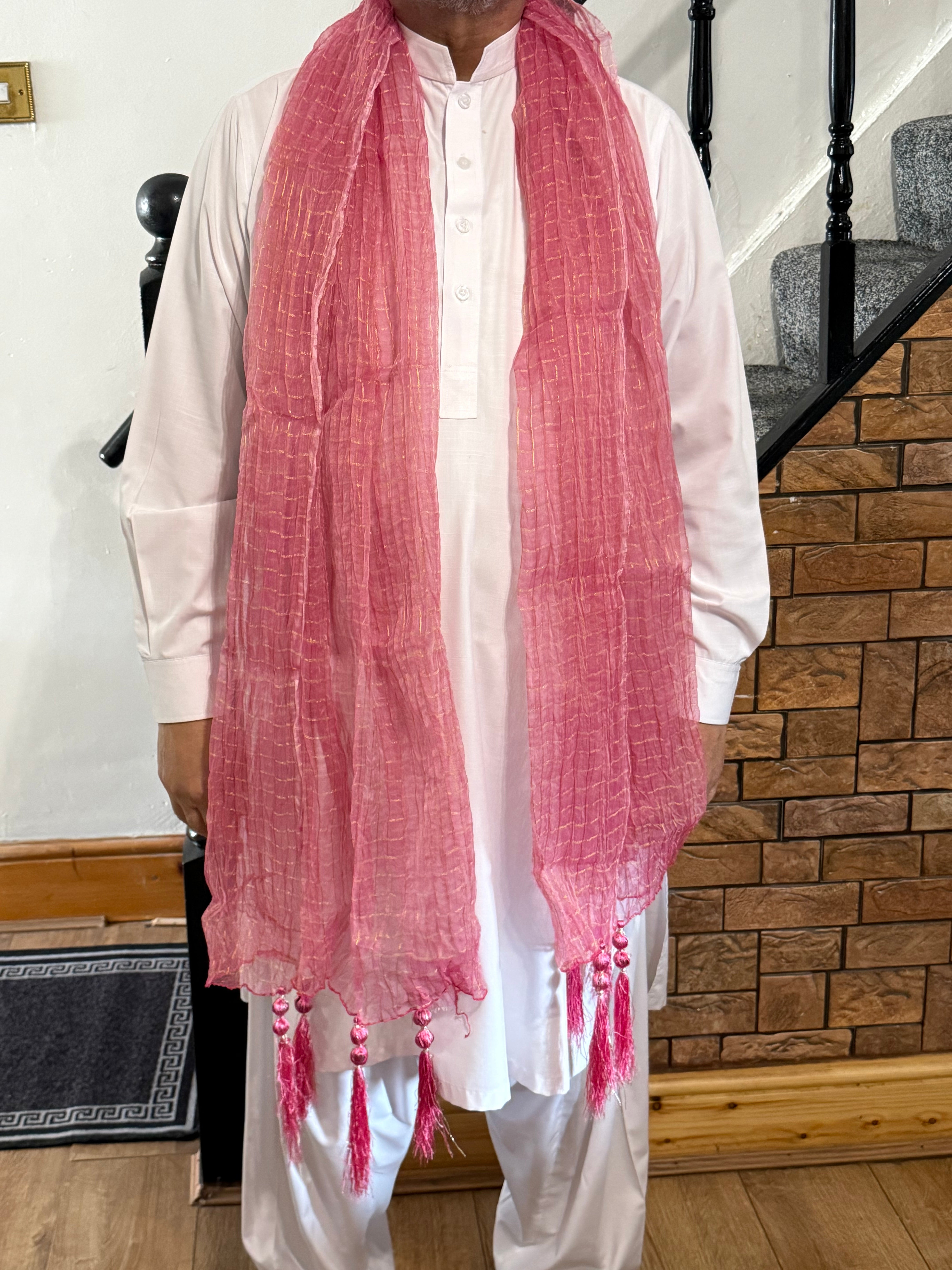 Mehndi Dupatta For The Lads In Pink Colour With Tussles – Areeba's Couture